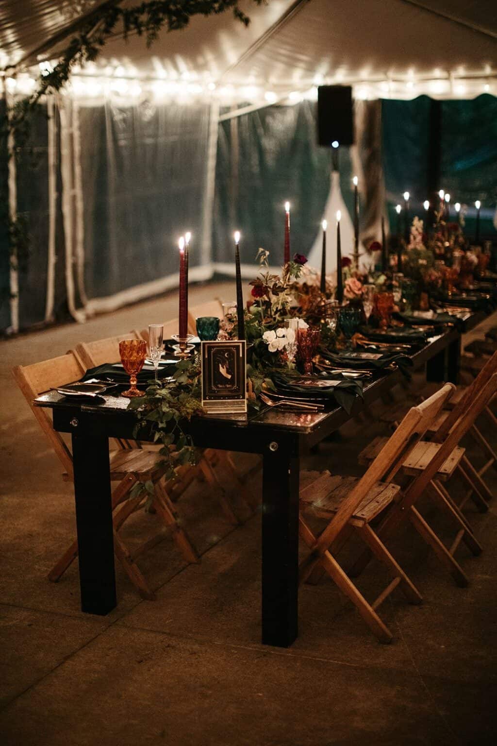 24 Dark and Moody Wedding Ideas - LADY WEDDINGS